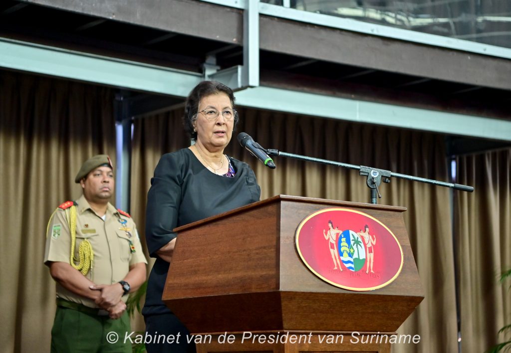 President Geerlings-Simons heeft kennismaking met personeel – STVS